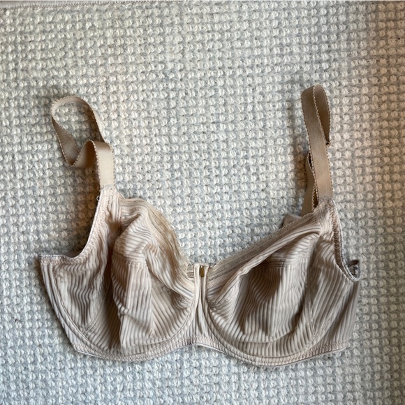 Fantasie | Intimates & Sleepwear | Fantasie Cream Bra 32h | Poshmark